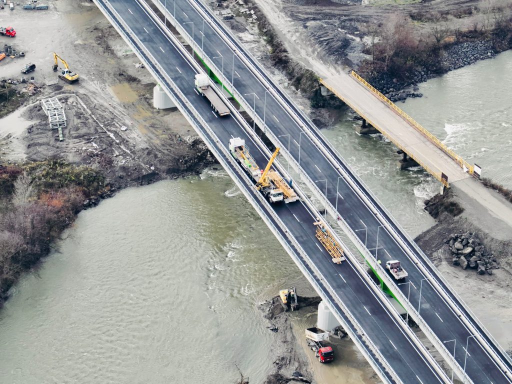 PODUL PESTE RAUL TISA, APROAPE DE FINAL – Va face legatura intre ...